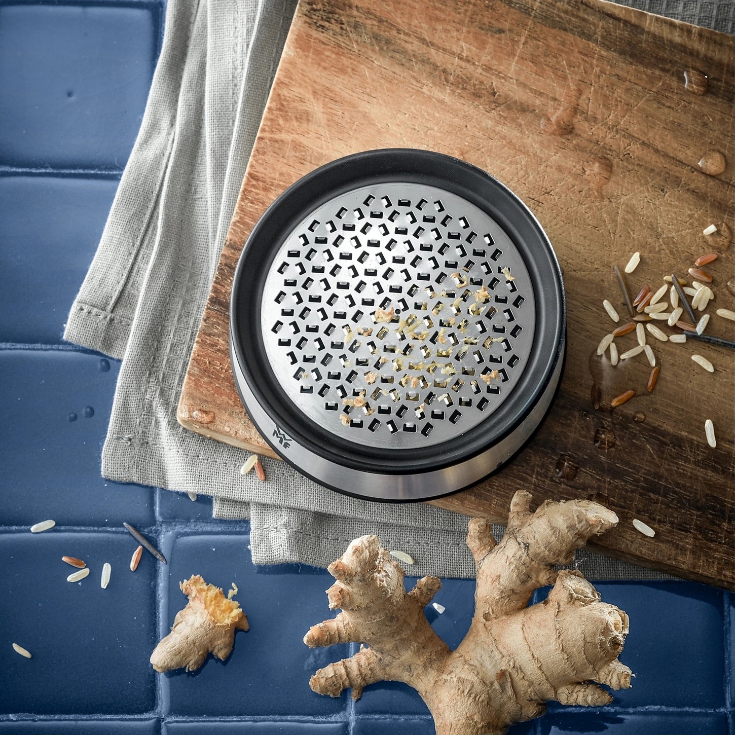 WMF - Răzătoare pentru ghimbir, Ø 9 cm, inox/negru | Luminam
